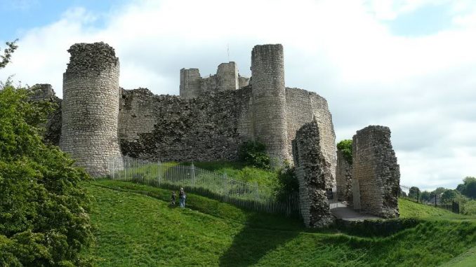Conisbrough Castle – turbulent flow